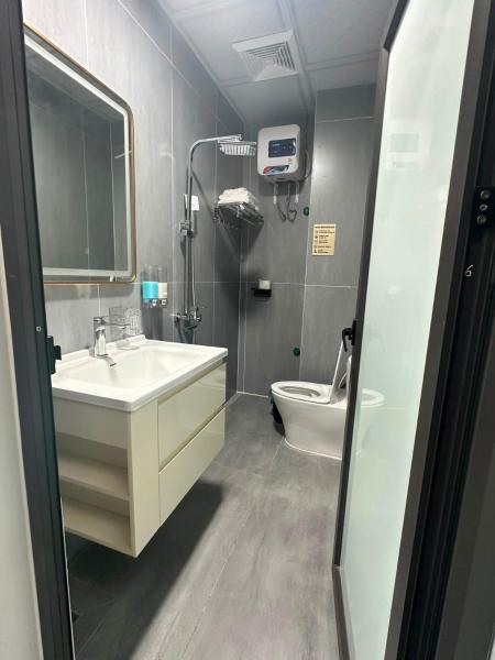 Dung Quynh Hotel - Vietnam