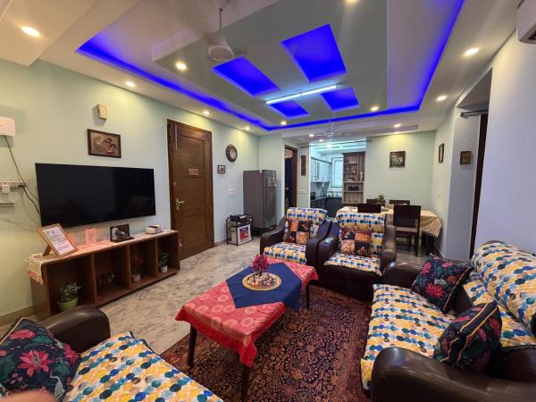 3 Bhk Serviced Apt Vasant Kunj Enclave Nr Airport - New Delhi Indira Gandhi Airport (DEL)