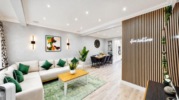 Modern 3br Home Sleeps 11 Families Contractors - Londra