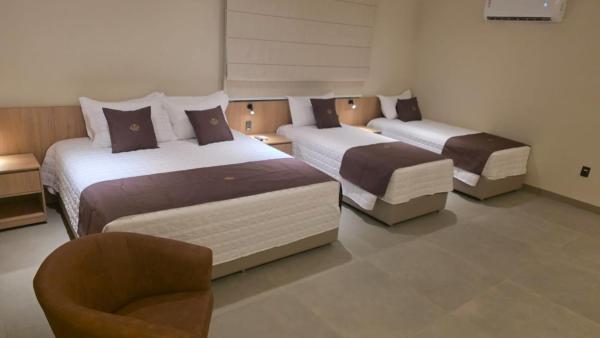 Oliver In House Hotel - Santarém