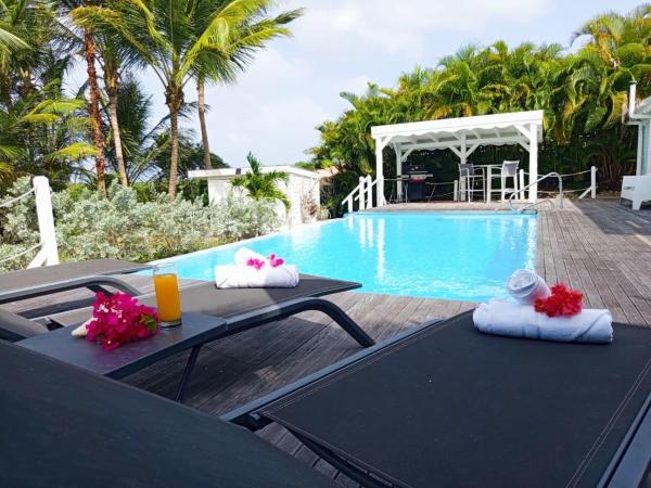 Villa Azura – 4 Ch., Piscine à Débordement, Spa & Surf | Le Helleux - Anse des Rochers