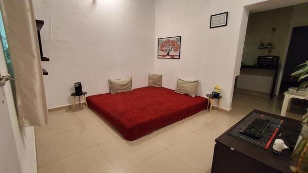 2bk With Dedicated Workspace And Wifi L Ac Bedroom - Rajkot