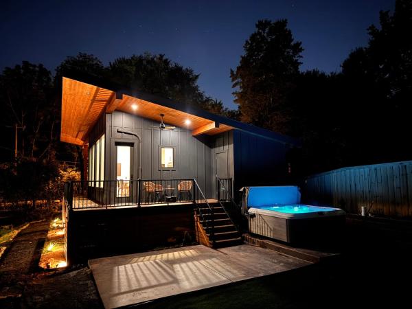 Luxury Modern Retreat - Walk2shops - Hot Tub - Ev - Charlotte, NC