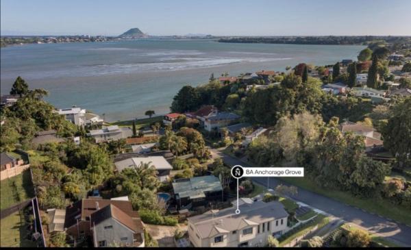 Ces't La Vie Main House - Papamoa
