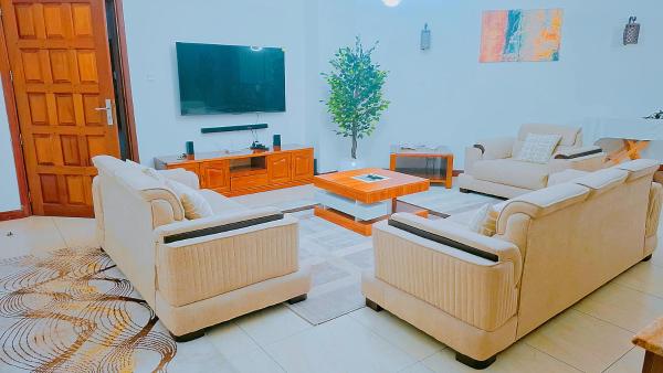 Spacious Two Bedroom Apartment In Nairobi - Nairobi
