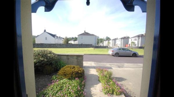 Charming 4-bedroom House In Skibbereen - Pet Friendly Retreat - Skibbereen