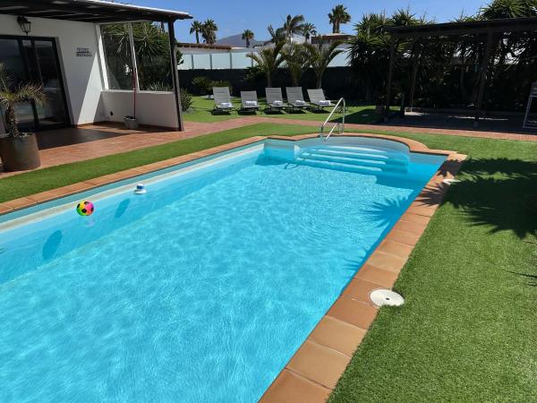 Villa Vista Montaña - Playa Blanca, Espagne