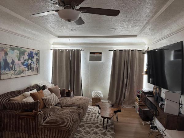 New Chic East La Retreat-2 Bedroom-sleeps 7-near Dtla-car Rental - Pico Rivera, CA