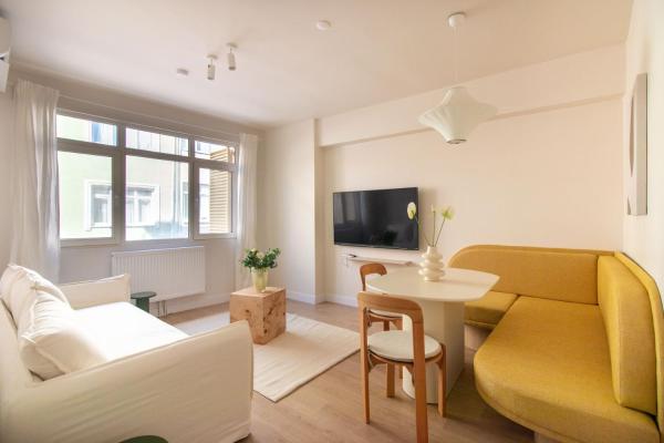 Chic And Minimalist Balat Apartments - Fatih