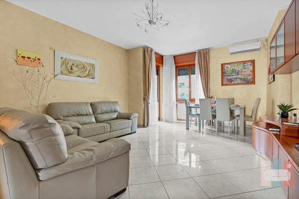 Ken1 - Ampio Trilocale Con Grande Terrazzo - Cologno Monzese