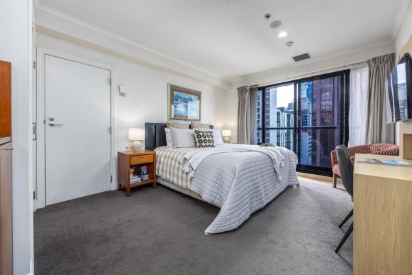 Polished Studio With Pool And Gym In Auckland Cbd - Auckland
