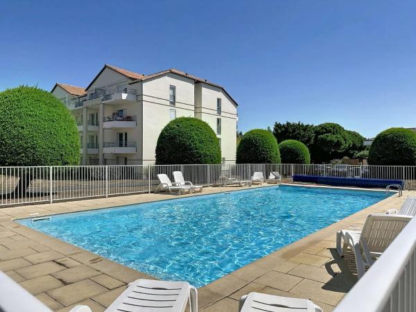 Apartment Le Hameau Du Golf-3 By Interhome - Pornic