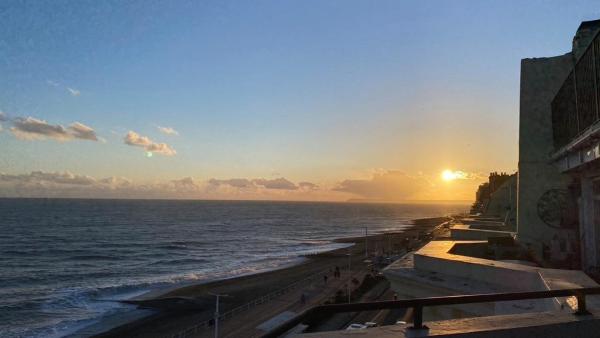Lovely Seafront Flat & Balcony - Hastings