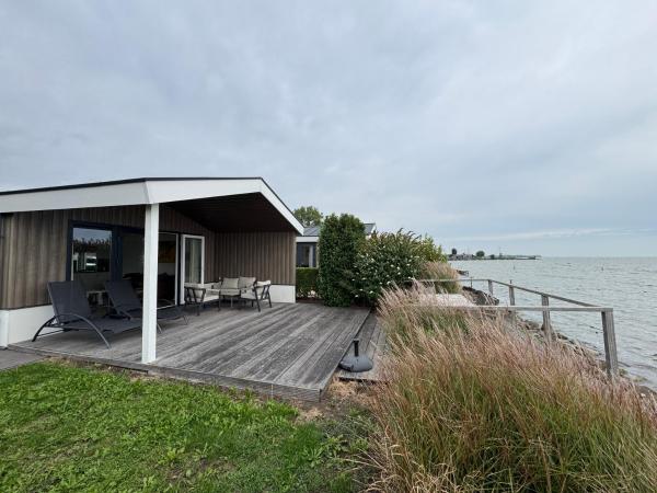 Resort Markermeer Waterfront Chalet Bluehorizon Für 6 Personen Nr 53 - Enkhuizen