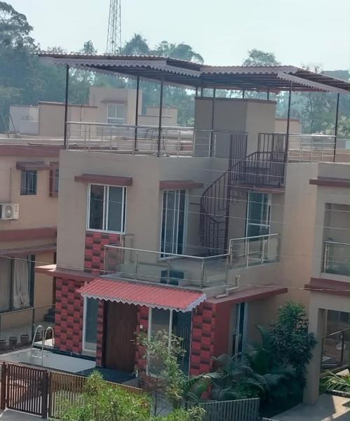 Rooftop Private Pool 3 Bhk Luxury Villa - Maharashtra