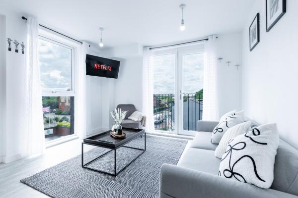 Modern 1-bed Apartment Sleeps 4 Free Parking - Manchester