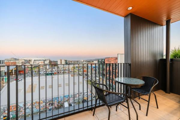 Tuam St Stay - 1br With Balcony Bath - Christchurch