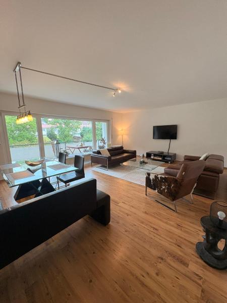 Ruhige, Zentrale 90 Qm Ferienwohnung In Bad Salzuflen - Parkplatz Inklusive - Bad Salzuflen