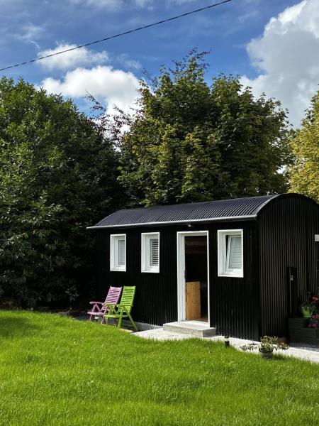 Meadow Hut - County Galway