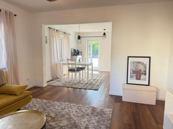 Liya Apartments-e06 2 Zimmer Mit Balkon - Straubing