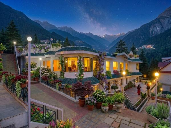 Galleu Hill Resort By La Riqueza Hotels - Family Resort I Open Air Terrace I Sky Bonfire I Mountain View Rooms With Balconies I Adventure Park - Kufri