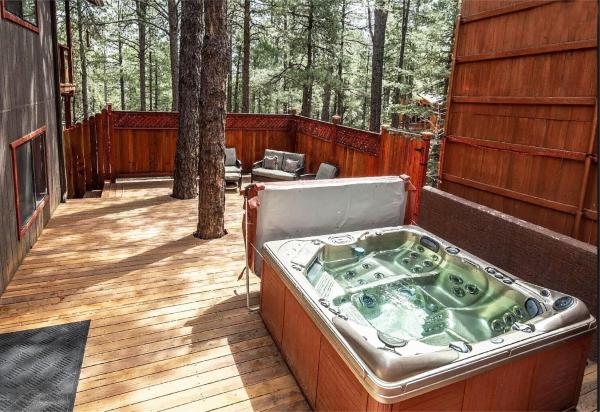 Eternal Treehouse Hot Tub Outdoor Paradise Entertainment Scenic Pine Views - Flagstaff, AZ