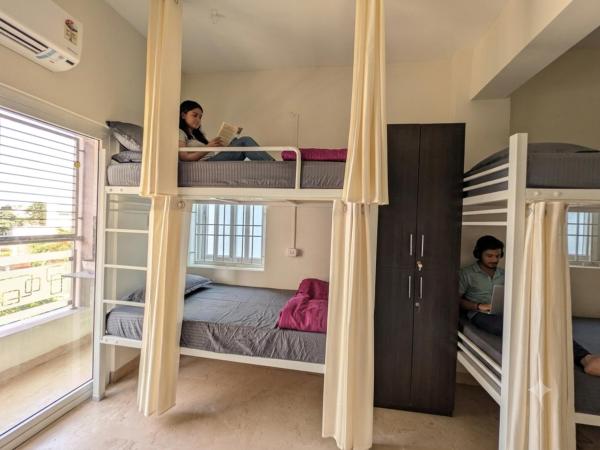 Cayzen Hybrid Living & Co-working Thoraipakkam - Chennai