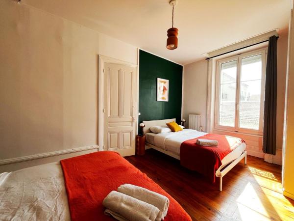 Le Casa - 4 Personnes - Check In H24 & Parking - Groupama Stadium - OL