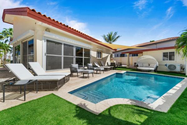 Safir 8 - Aruba