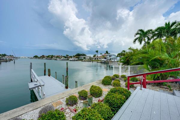 Bring Your Boat! Waterfront Clearwater Gem W/ Pool - Clearwater, FL