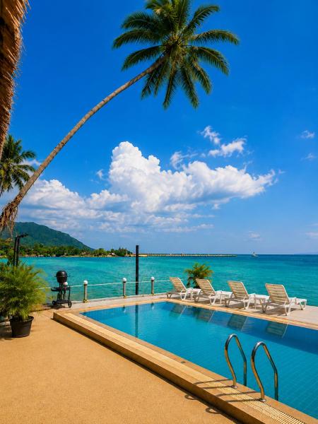 Koh Phangan Beachfront Cottages & Sunset Pool - Koh Samui