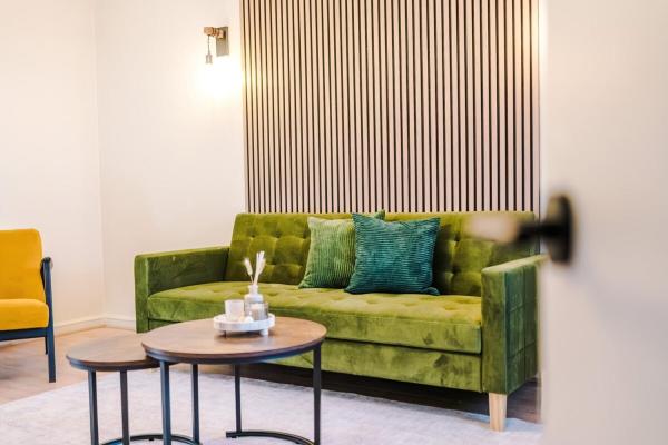 Hyde Modern 3br Home Sleeps 8 Free Parking - Glossop