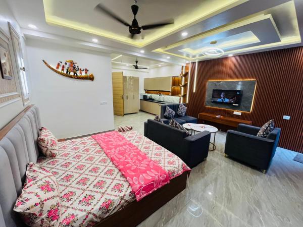 Nivara Luxe - Ghaziabad