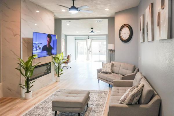 West Oak House - Dallas, TX