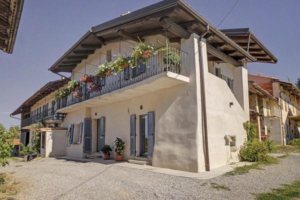 Abbraccio - Casa Vacanze - Barolo