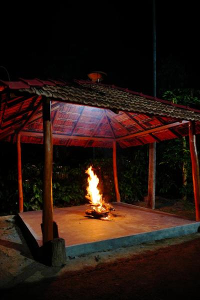 Kerevolu Heritage Stay - Estate, Home Food, Near To Sight Seeings - Sakleshpura