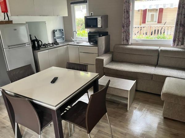 Mobil Home Dans Camping 5 éToiles - Saint-Pierre-d'Oléron