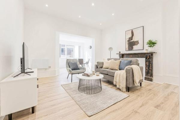 Spacious 1 Bed Apartment In Cheltenham W Terrace - Cheltenham