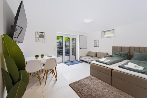 Freshimmo - Zentral, Garten, 24h Checkin, Smart Tv, Fußläufig Zum Bahnhof, Saniert Und Modern - Kornwestheim