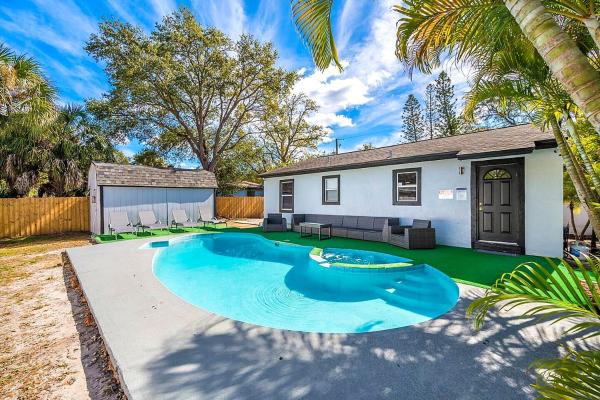 Heated Pool & Spa, Sleeps 8, South Tampa 5 Min To Macdill Afb - Tampa Bay, FL