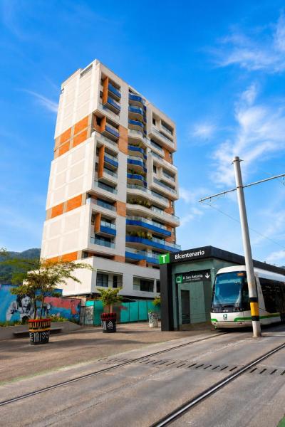 Jacuzzi Privado, Terraza, Tranvía, Medellín - コパカバナ