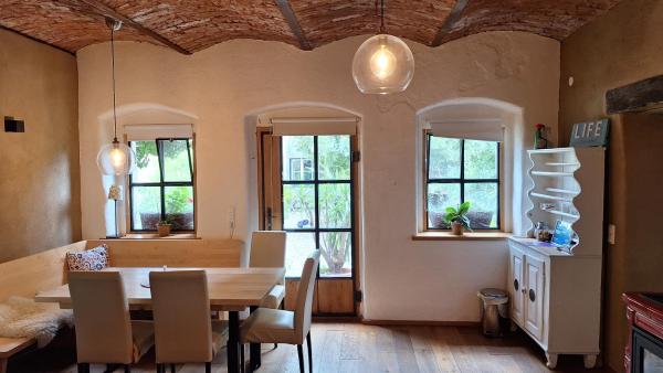 Exklusive Ferienwohnung Bad Fischau - Wiener Neustadt