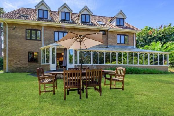 The Mumbles 2-bed Apt Sleeps 6 W Private Garden - The Mumbles