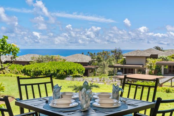 Two-story Ocean View Retreat Steps From Pool & Beaches -Krv 915 - Hawaii