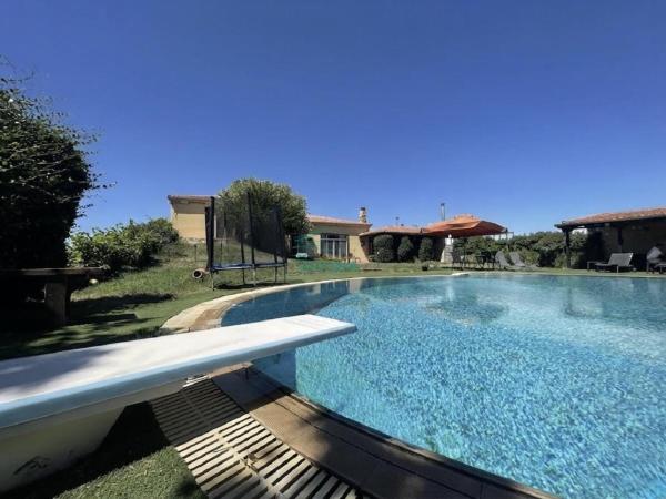 4 Bedroom Luxury Villa With Swimming Pool And Lush Gardens Close To City & Beach - Александруполис