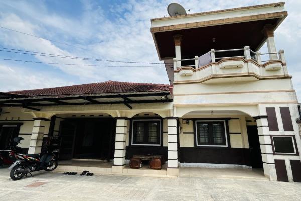 Hotel O Near Universitas Sumatera Utara Formerly Mansyur Iii Guest House Syariah - Medan