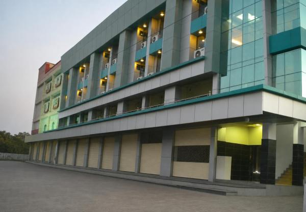 The Palm Regency Beacon Vapi - Vapi