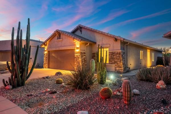 Cozy Meandering Trail Getaway - Gold Canyon, AZ