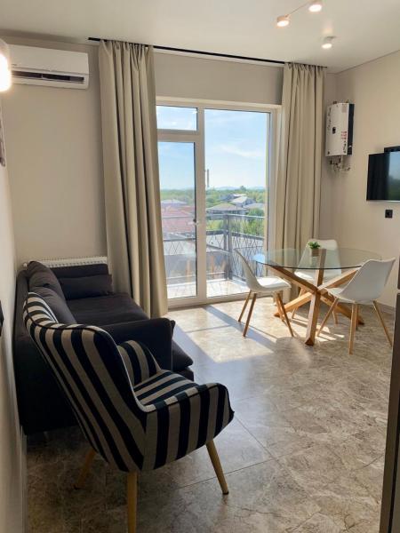 Cozy Sunset Apartment Uzhhorod - Uzhhorod