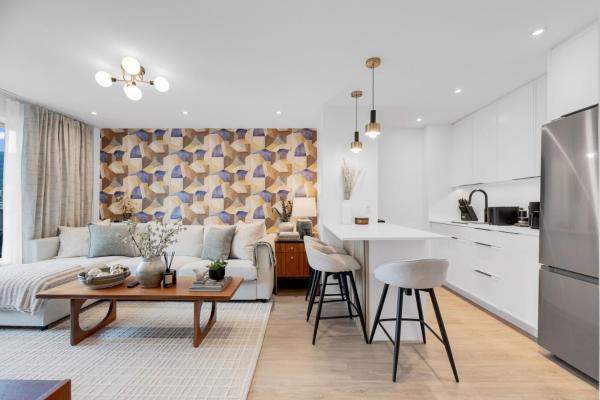 The Royal Vista Suite 1br King Bed With Parking - Montréal, QC